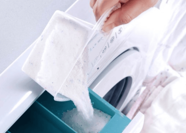 Liquid vs Powder Laundry Detergents - Which is Better?