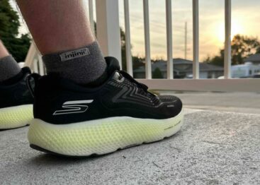 How to Wash Skechers Shoes - Cleaning & Washing Instructions