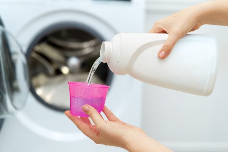 How To Clean A Washing Machine - Best Ways To Deodorize