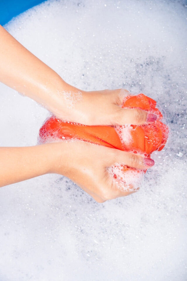 How to Wash Polyester Clothing - Best Washing Instructions