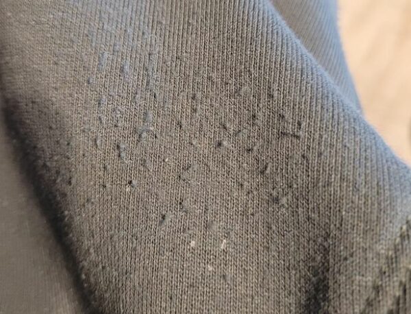 8 Proven Methods to Prevent Fabric Pilling & How To Fix It!